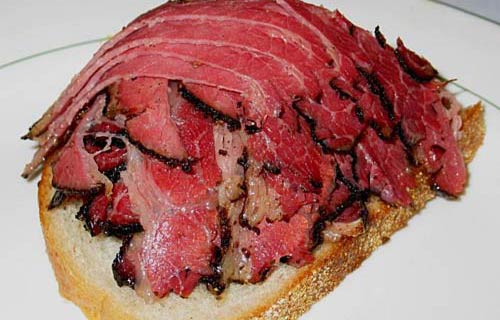 Il piatto di oggi è “Pastrami”