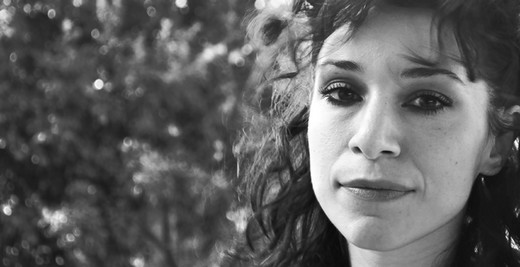 Parole Sante. Il ritorno di Eva Clesis in libreria con Perdisa Pop