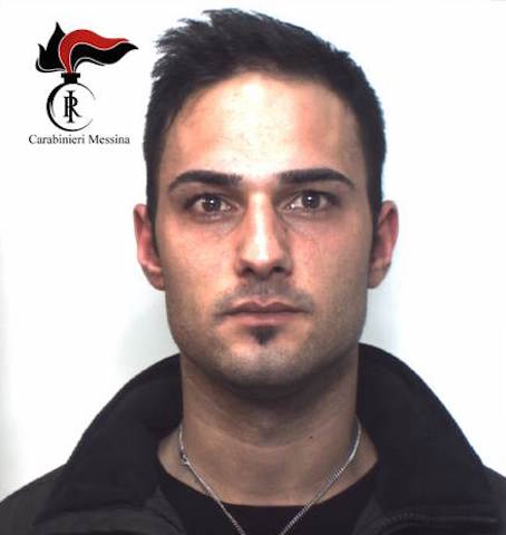 Gioiosa Marea. Giovane pusher smascherato dal fiuto del cane Auro