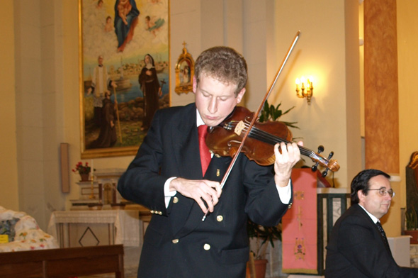Galeano primo violino al concerto diretto da Muti per la festa della ...