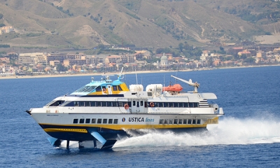 Aliscafi Messina-Reggio, dal 1. ottobre i nuovi orari. 18 coppie di ...