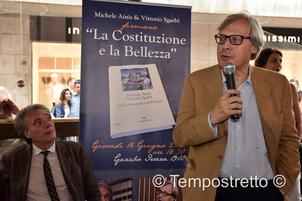 Presentazione libro Michele Ainis e Vittorio Sgarbi - Tempostretto