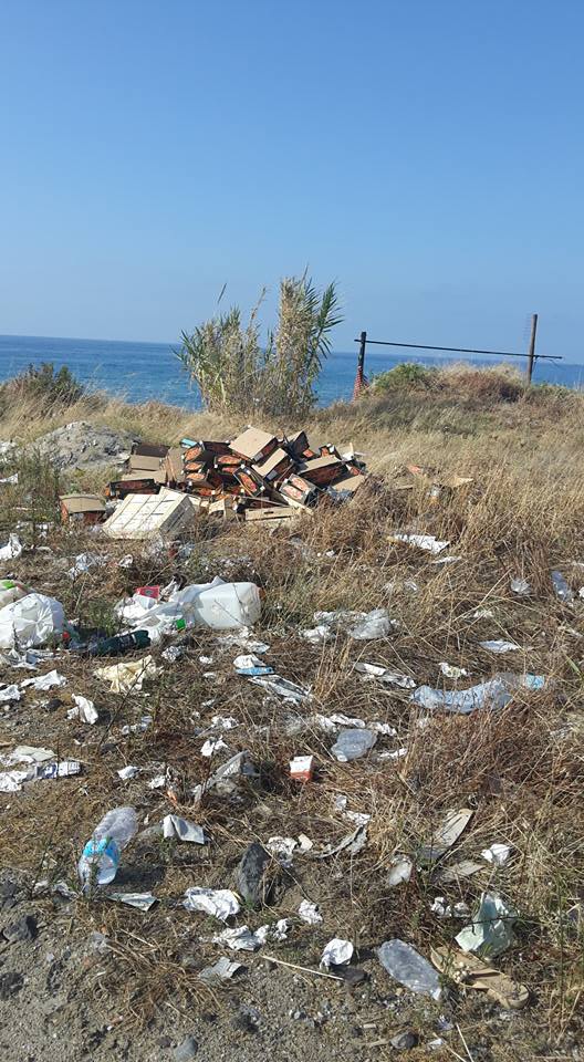 Villafranca, rifiuti sulla spiaggia dell'ex Pirelli - Tempostretto