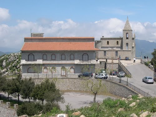 Si terrà domenica la I scalata al Monte "Kafka"