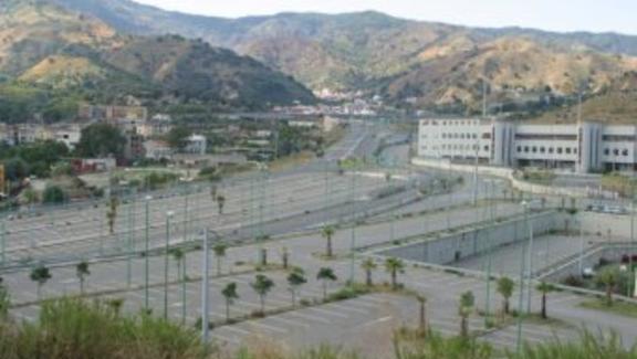 Guasto alla cabina elettrica esterna del San Filippo. Messina - Lecce ...