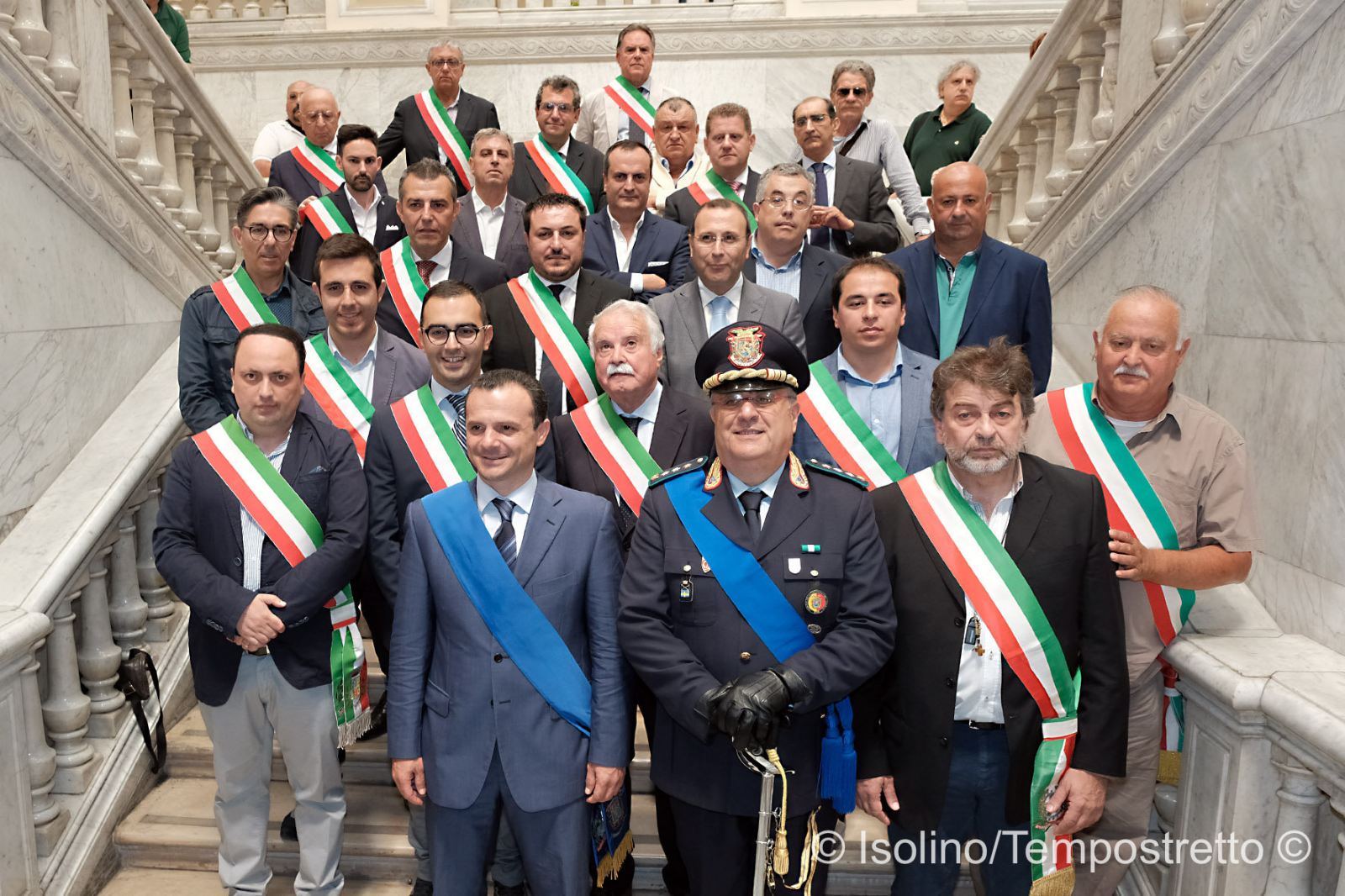 Le foto di Cateno De Luca alla Provincia sindaco Metropolitano ...