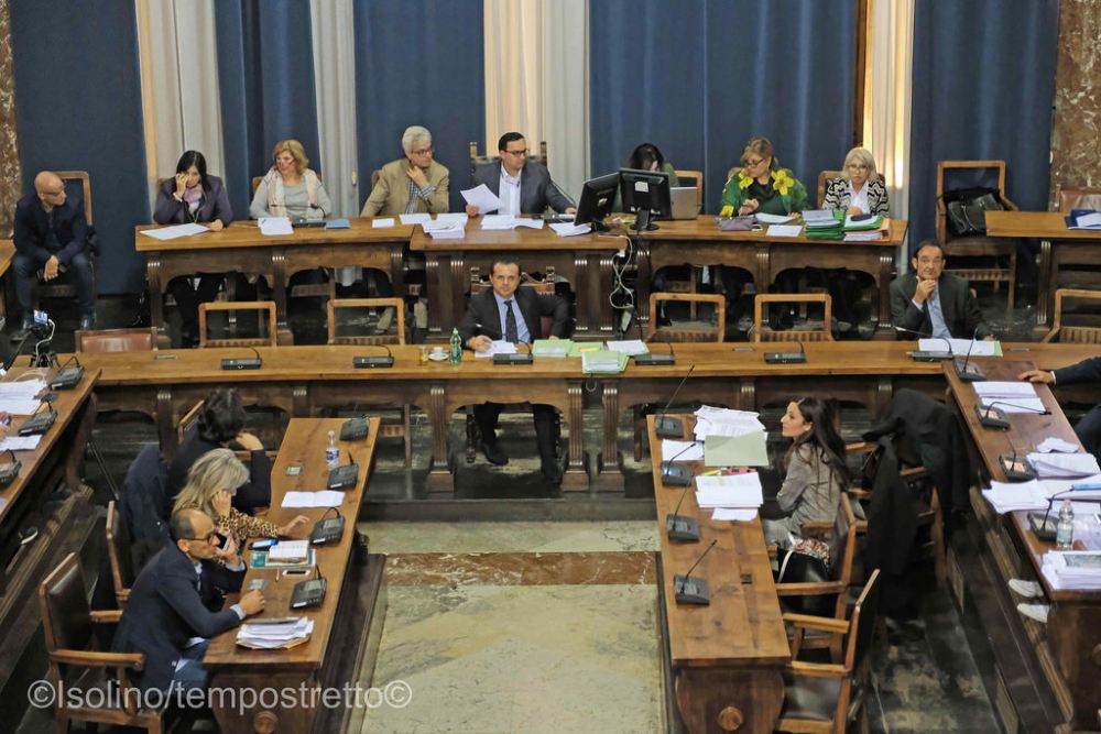 Bilanci. Cardile: “De Luca come Accorinti, delibere all’ultimo momento"