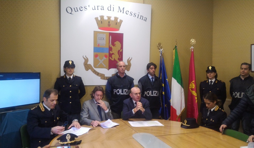 Di Giorgio: "Messina non sarà terra di conquista per i violenti". FOTO