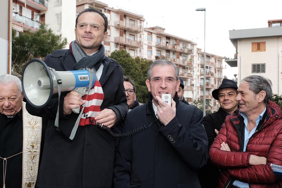 Europee, sliding doors a Forza Italia: esce Genovese, entra De Luca?