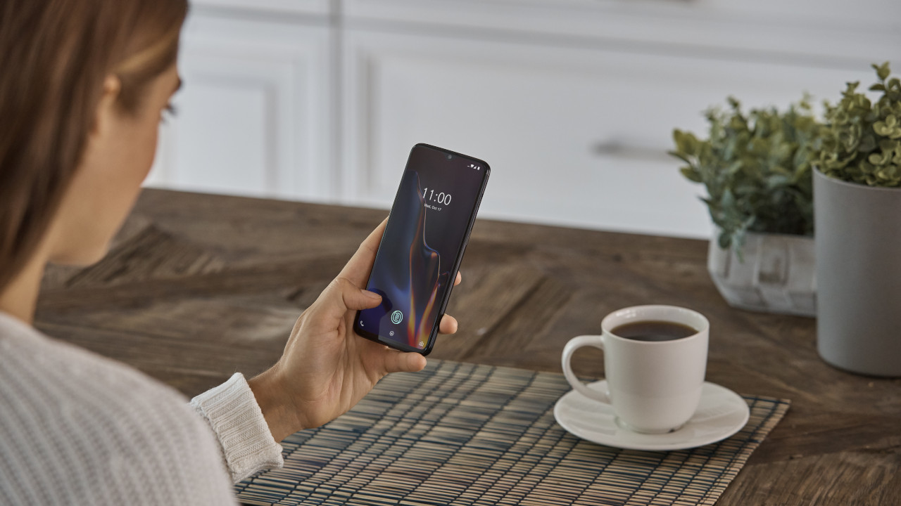 La giornata mondiale del #NoPhoneDay , ma nessuno vuol disconnettersi