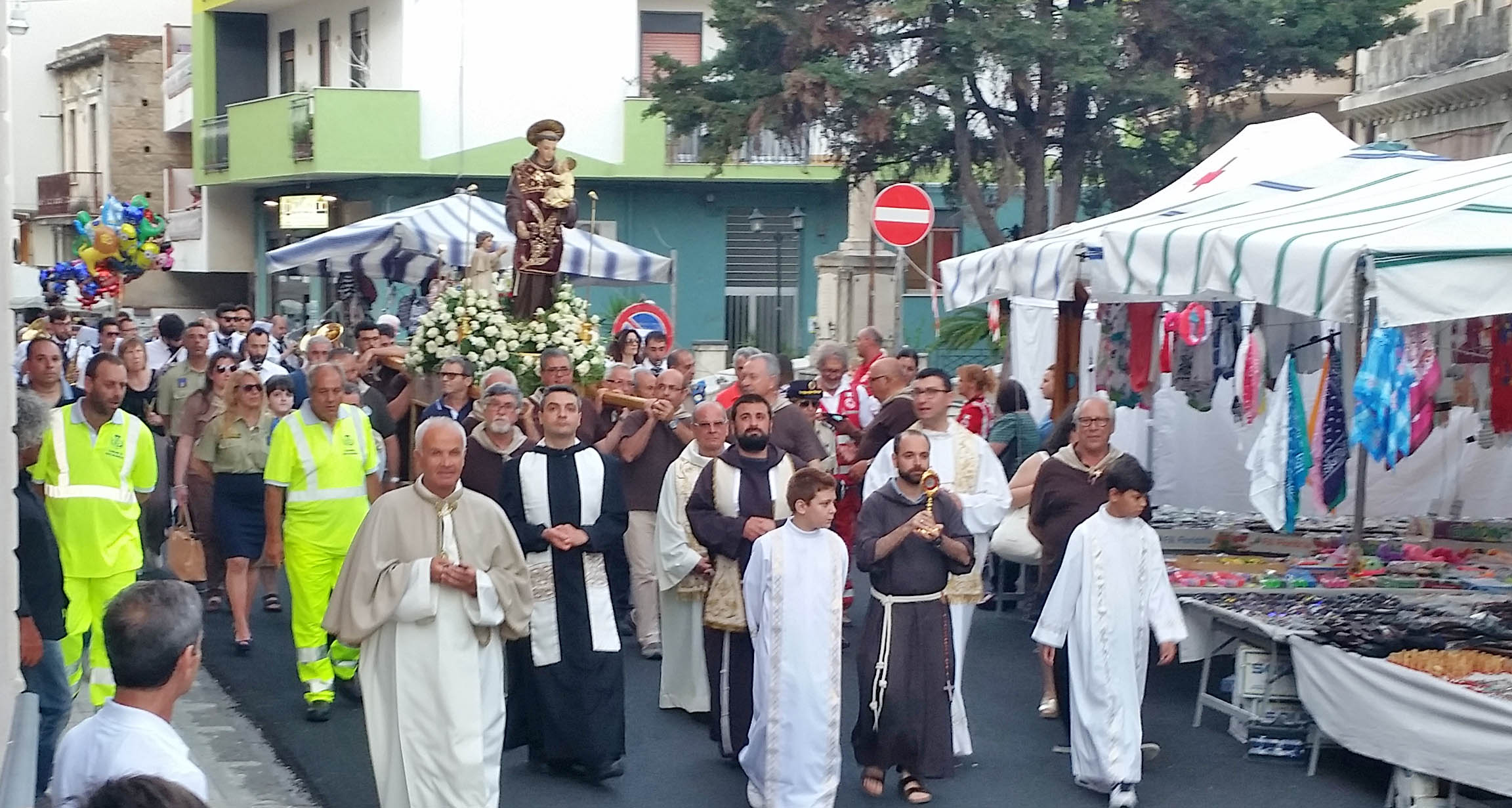 Roccalumera in festa per il Patrono, alle 18 la processione. Ecco come ...