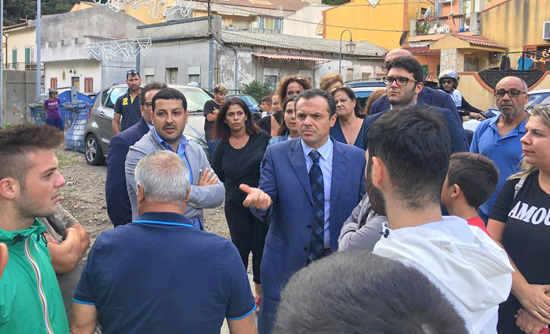 Torrente S. Michele, i residenti a De Luca: "Ad ogni pioggia rischiamo ...