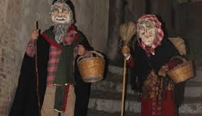 I portatori di doni: La Vecchia e La Strina