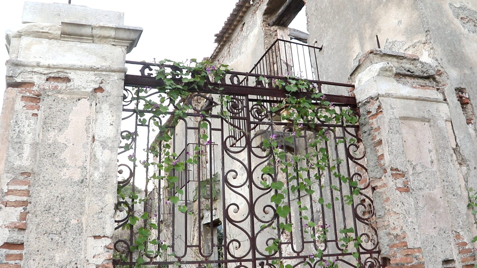 Messina, il Monastero di San Filippo il Grande cade a pezzi nel ...