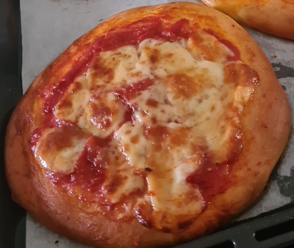Ricette di rosticceria : Le pizzette messinesi.
