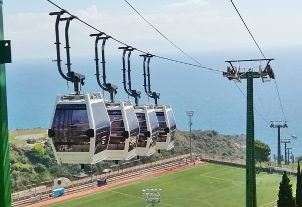Mancano i viaggiatori, la funivia di Taormina rimane chiusa
