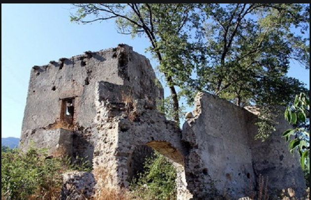 "Il Castello di Santo Stefano Medio ridotto a un rudere. Perchè tanta ...