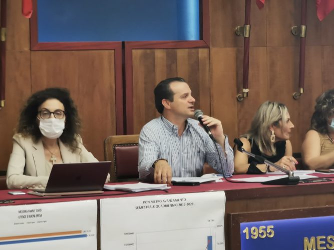 Messina. Ancora De Luca contro i consiglieri: "Stanco delle attuali ...