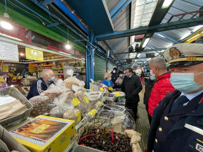 Mercati a Messina. De Luca: "Inizio lavori a febbraio al Vascone e a ...