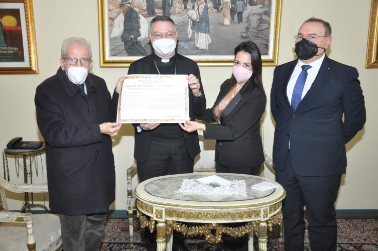 Messina. A Monsignor Di Pietro il Premio Alata Solertia