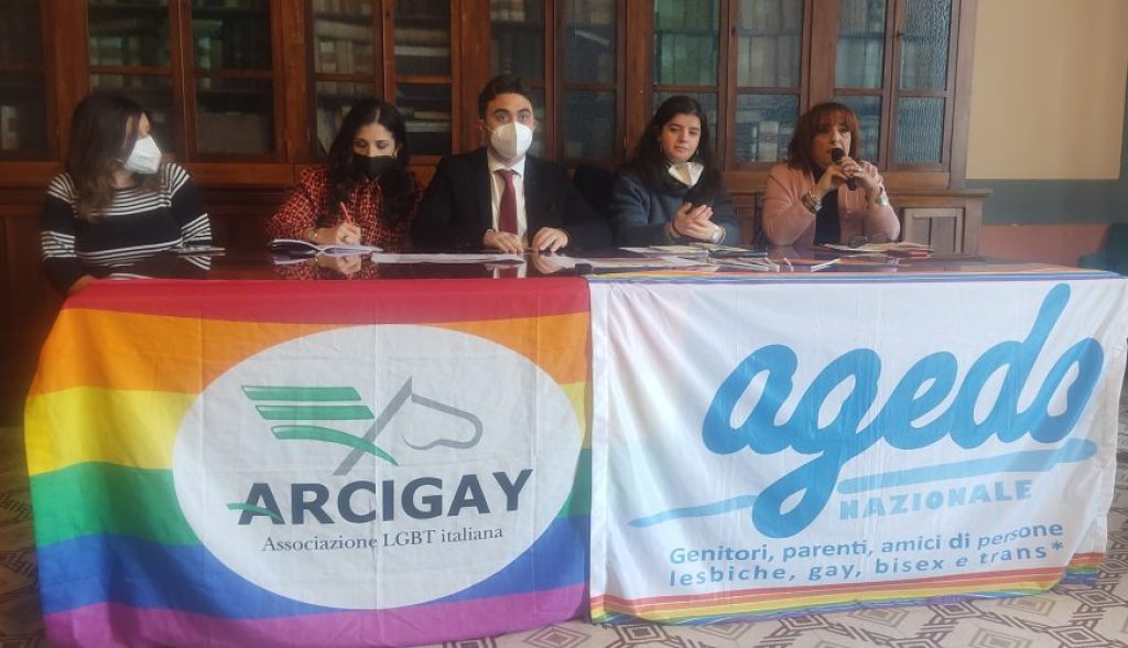 Reggio: nasce il primo centro contro le discriminazioni Lgbt+Calabria ...
