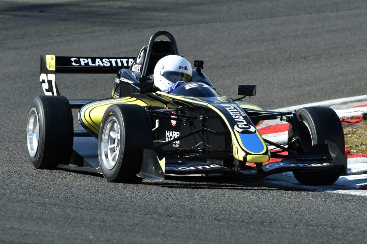 Motori, solida rimonta di Campagna all'esordio in FX3 su Harp Racing