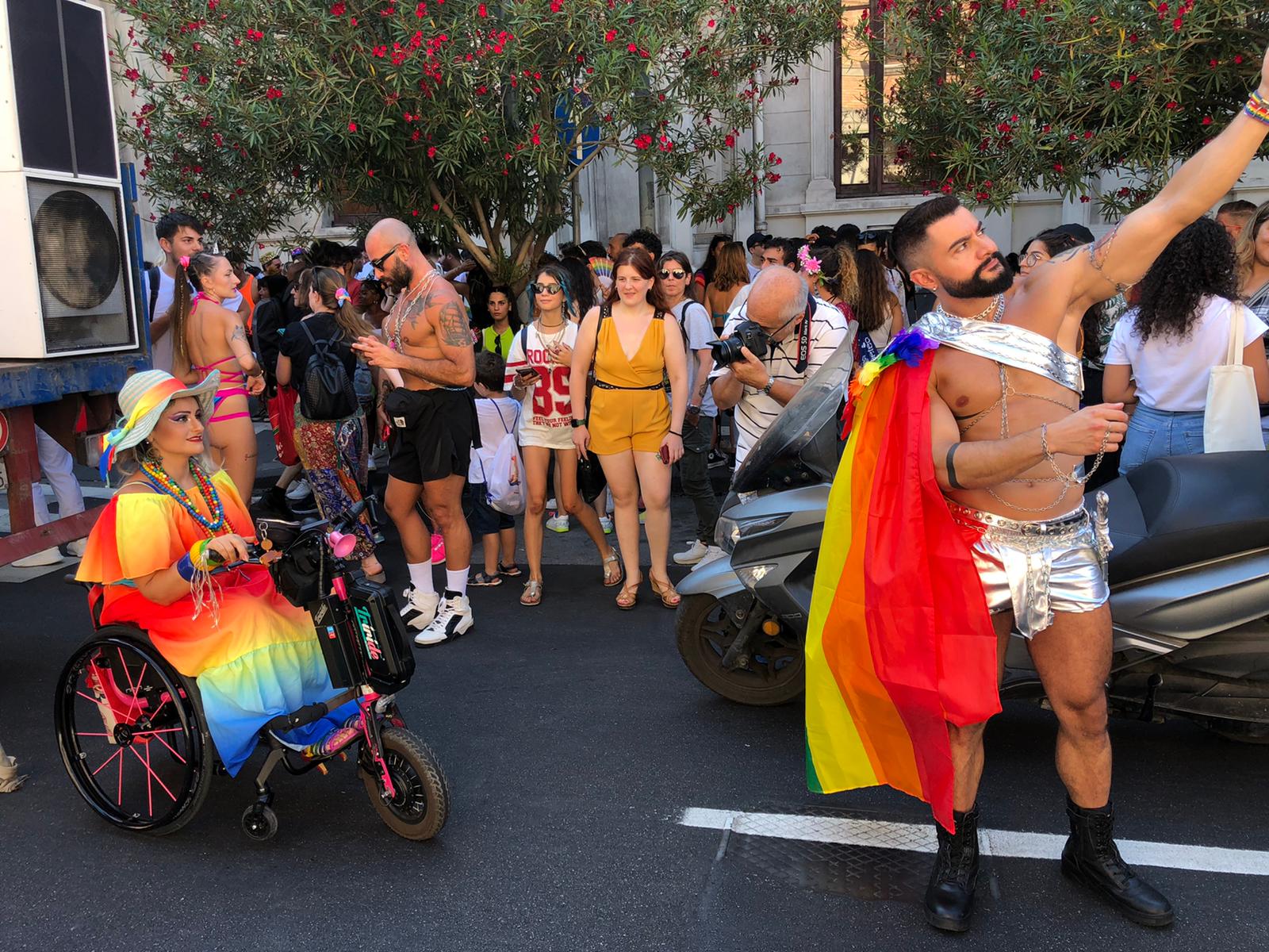 Messina si colora per i diritti, ecco il Pride dello Stretto FOTO