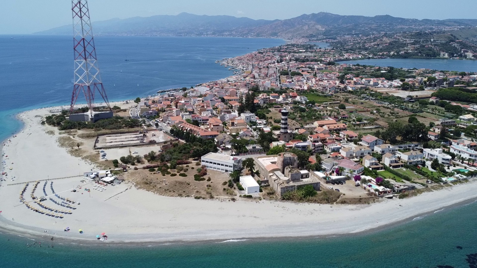 Messina. "L'amministrazione comunale si prenda cura di Torre Faro"