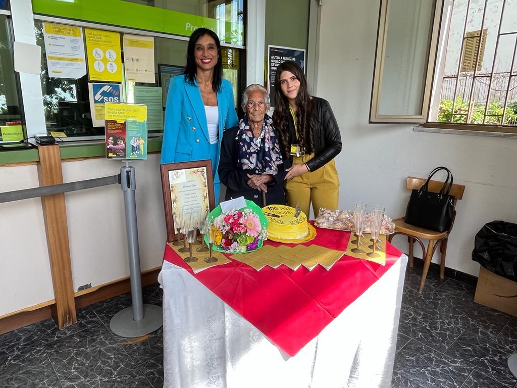 Roccaforte del Greco. Poste Italiane festeggia i 100 anni della signora ...