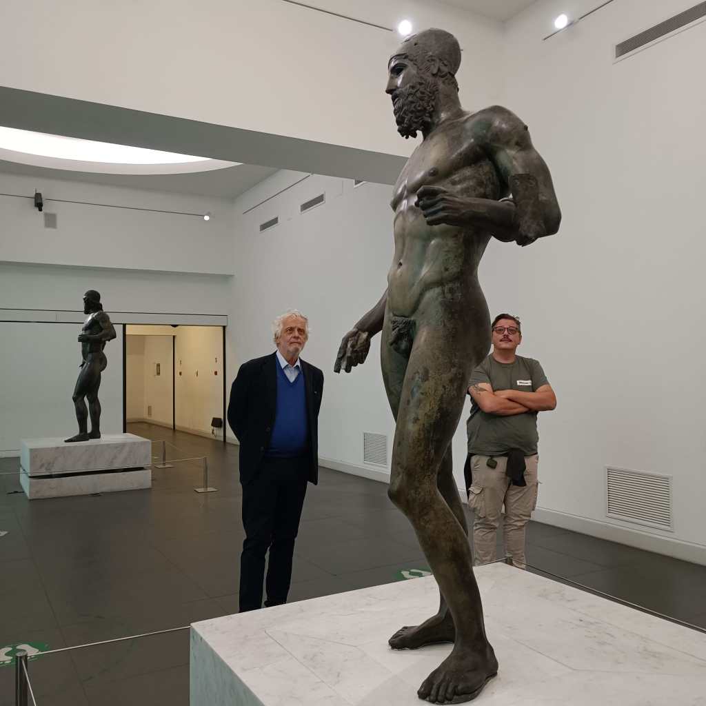 Reggio. l Premio Oscar Piovani in visita ai Bronzi - Tempostretto