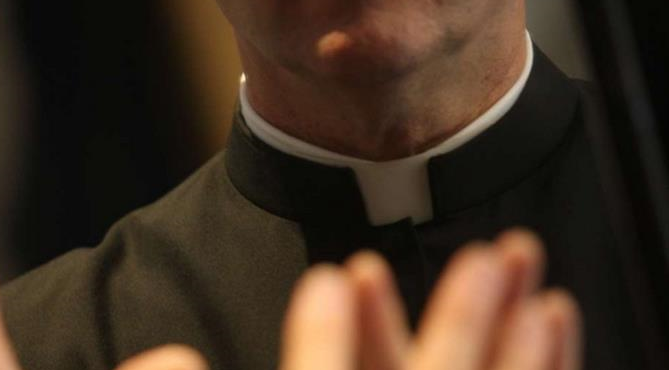 Falso prete a Messina: colletta per il Collereale, ma è una truffa