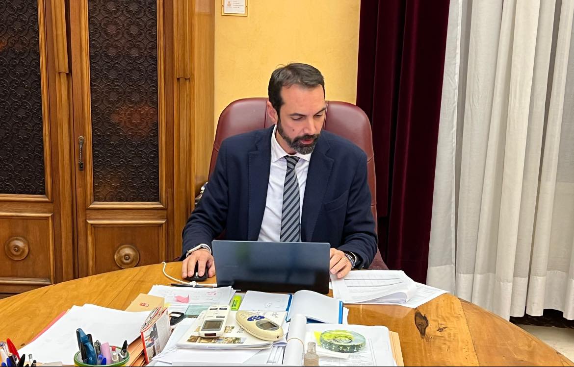 Tra l'ombra dell'ex Previti e il "sì" alla Tari a colpi di maggioranza ...
