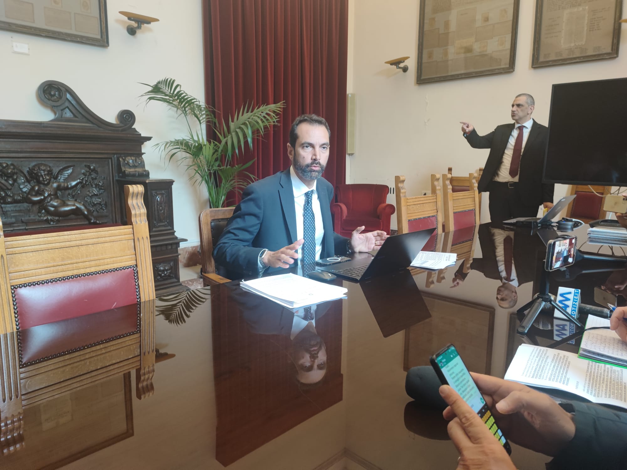 Basile: "Chiariremo tutto alla Corte dei Conti. Non ci sarà dissesto ...