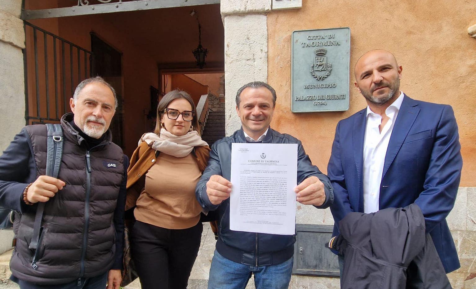 De Luca, due liste per conquistare Taormina