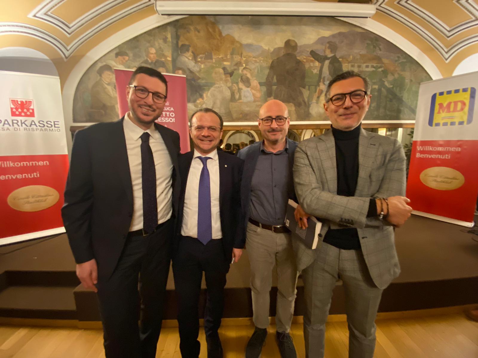 De Luca fa breccia a Bolzano. Due sudtirolesi di Messina: "Nasce un ...