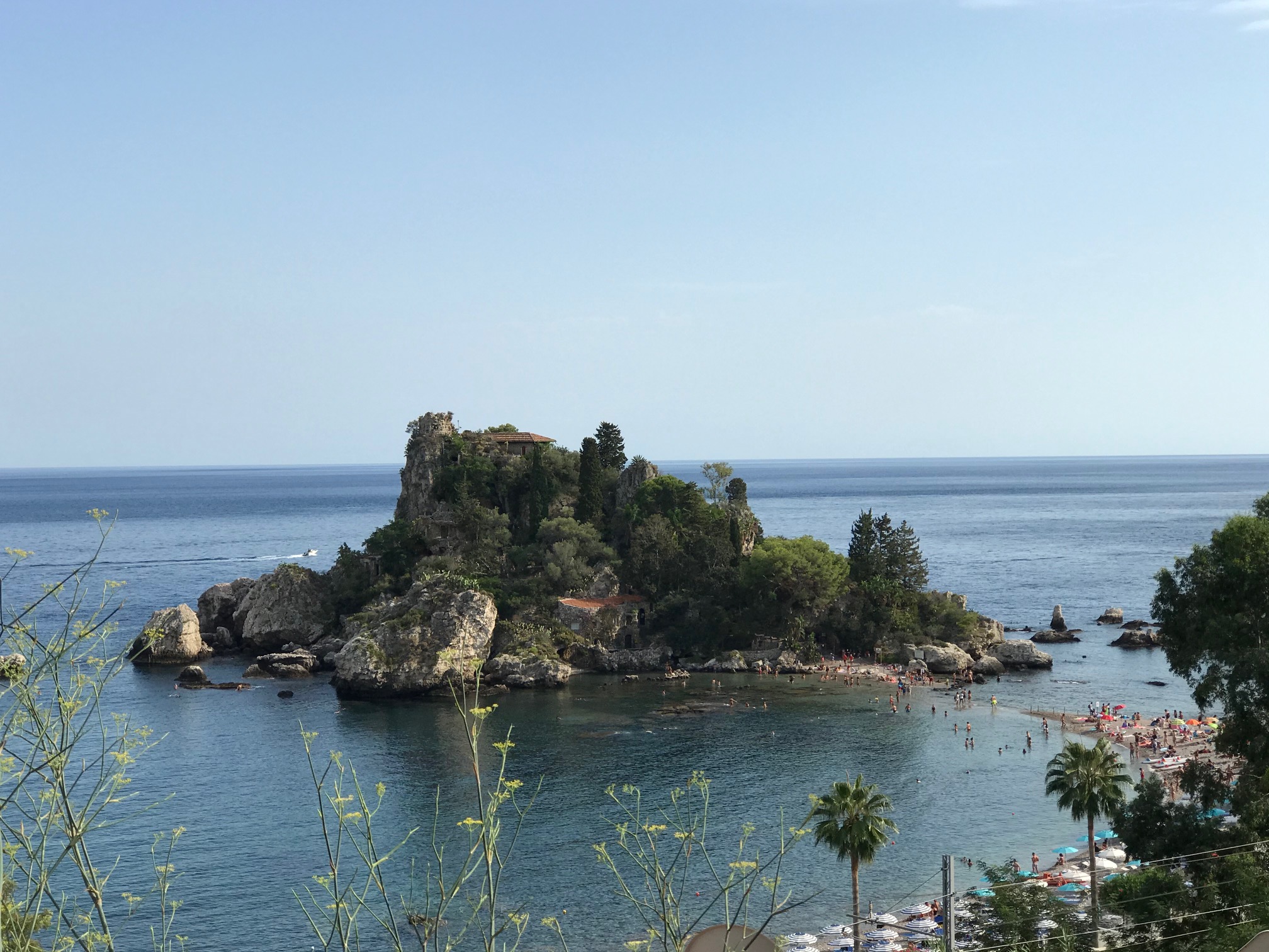 Taormina. Riapre Isola Bella dopo i lavori a Villa Bosurgi