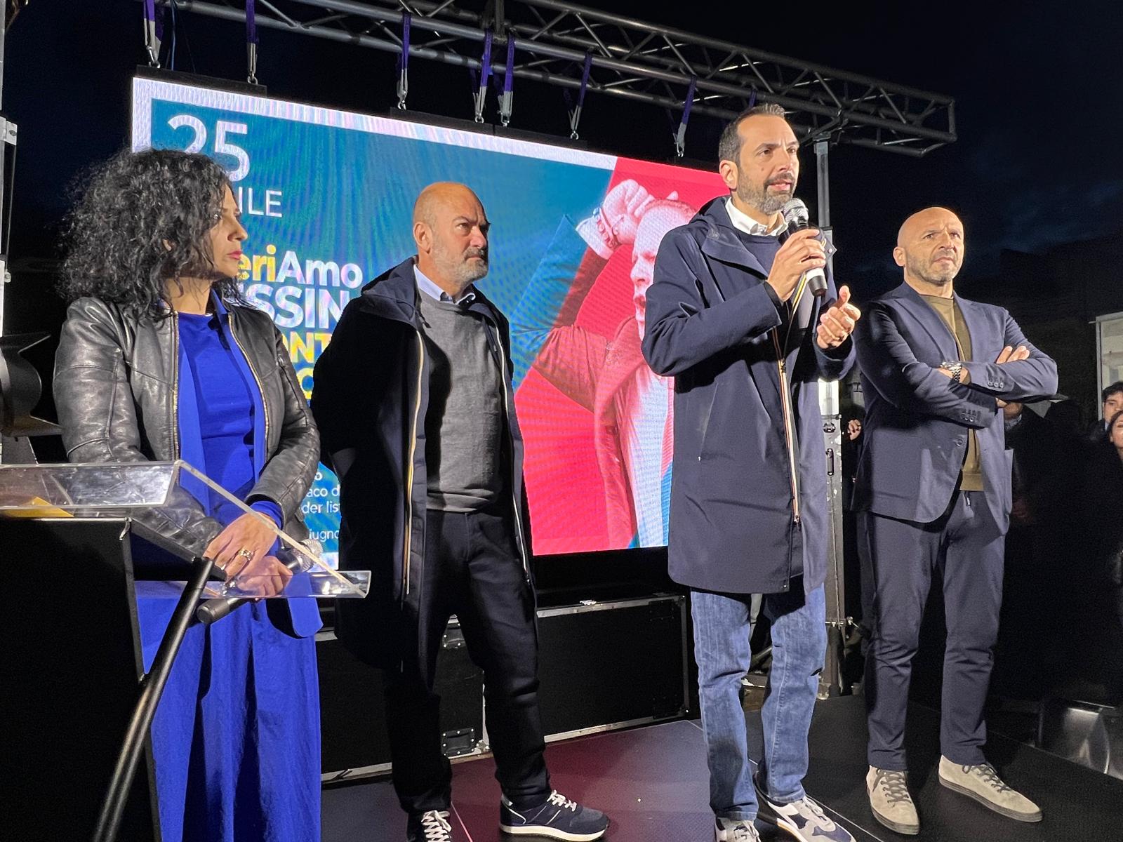 Basile: "ll ponte nasce male perché è una cartolina politica"
