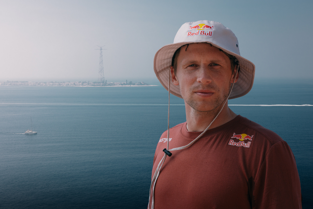 "Mi chiamo Jaan Roose e attraverserò lo Stretto sopra un filo" VIDEO