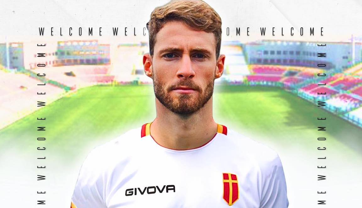 Il Messina ufficializza il difensore Francesco Rizzo
