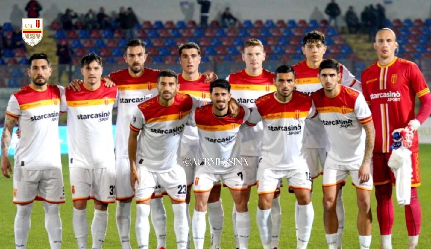 "Grazie di tutto mister Modica", l'omaggio dei giocatori del Messina