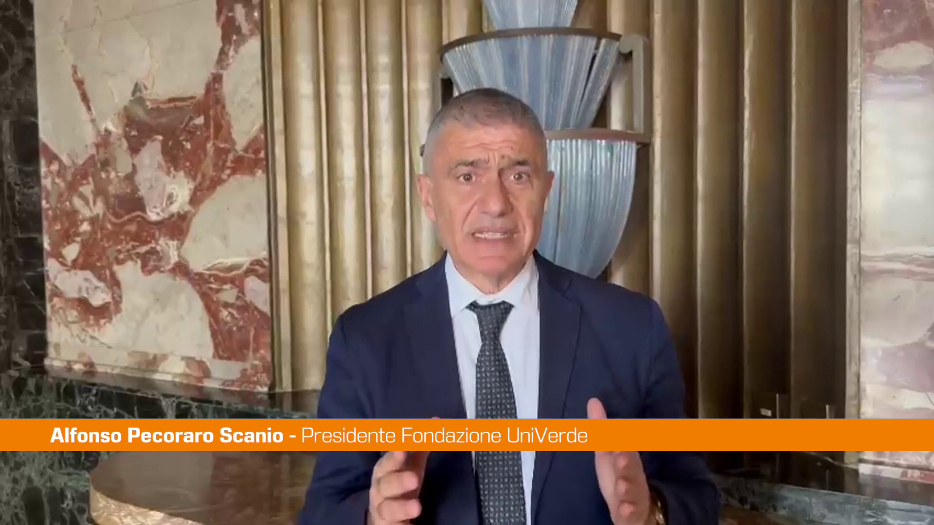 Pecoraro Scanio "Per San Biagio panettone milanese eccellenza Italia"