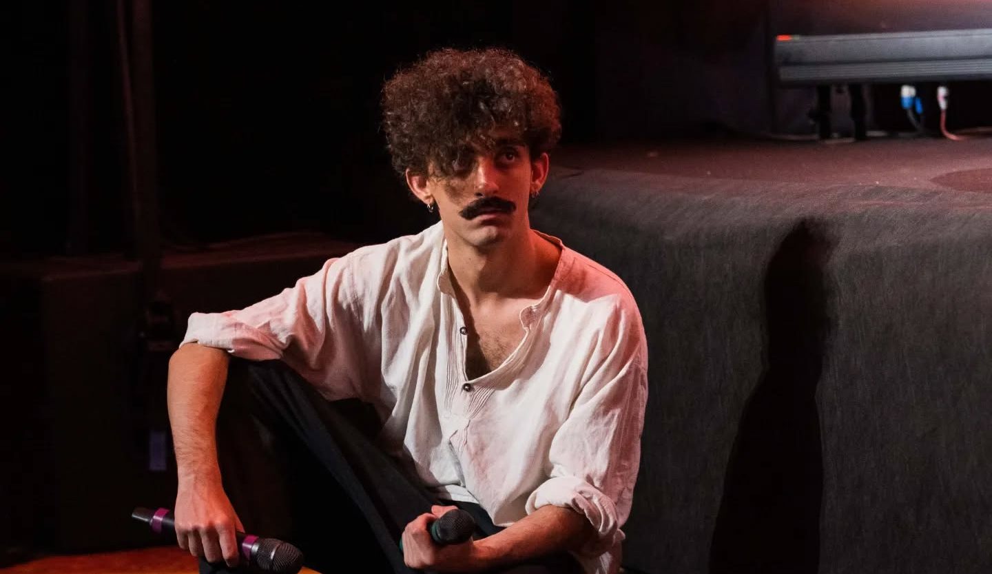 Il teatro, i corti, YouTube e Twitch: la storia dell'attore messinese ...