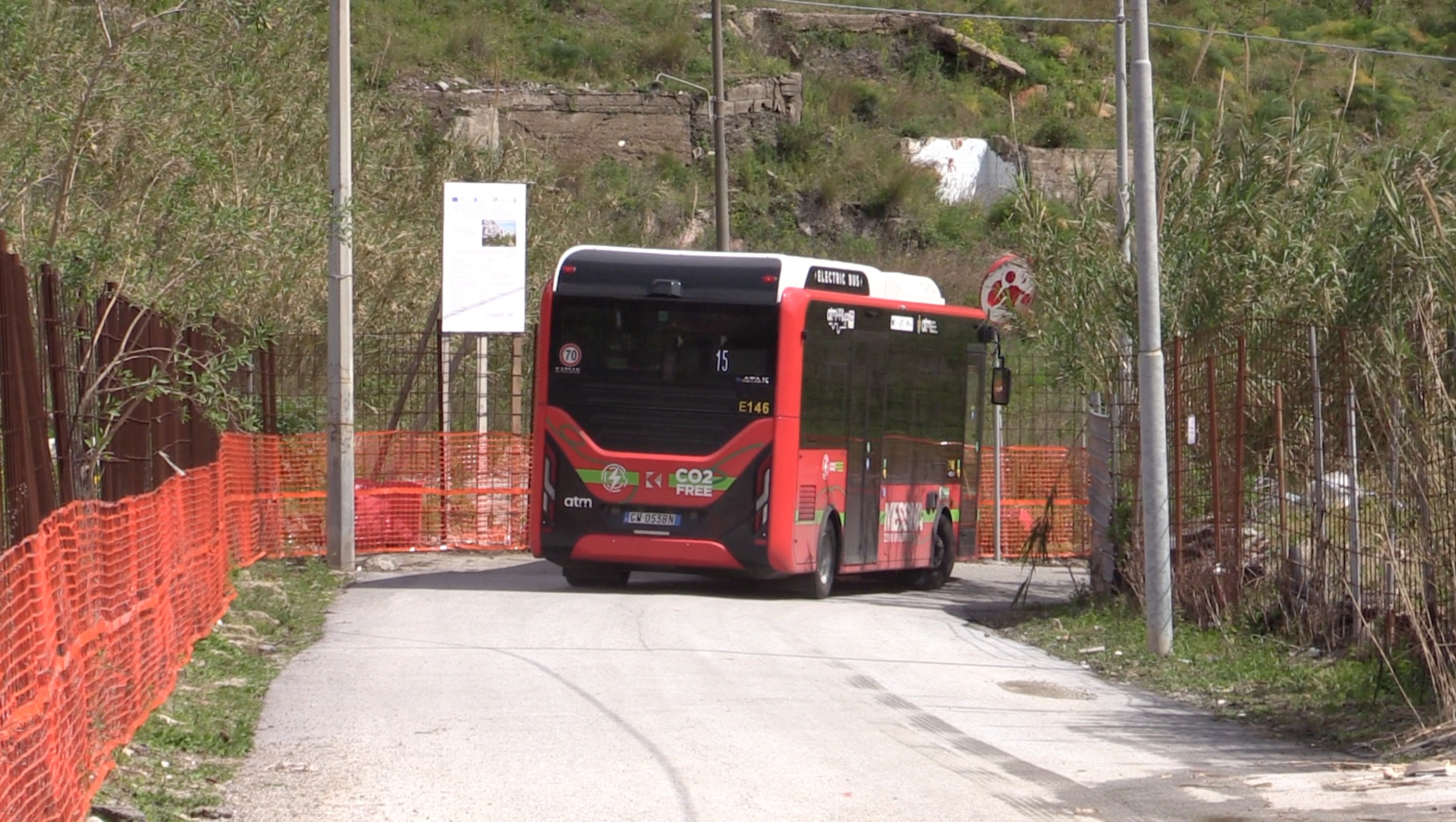Con i cantieri Pinqua il bus 15 non potrebbe più arrivare nella piazza ...