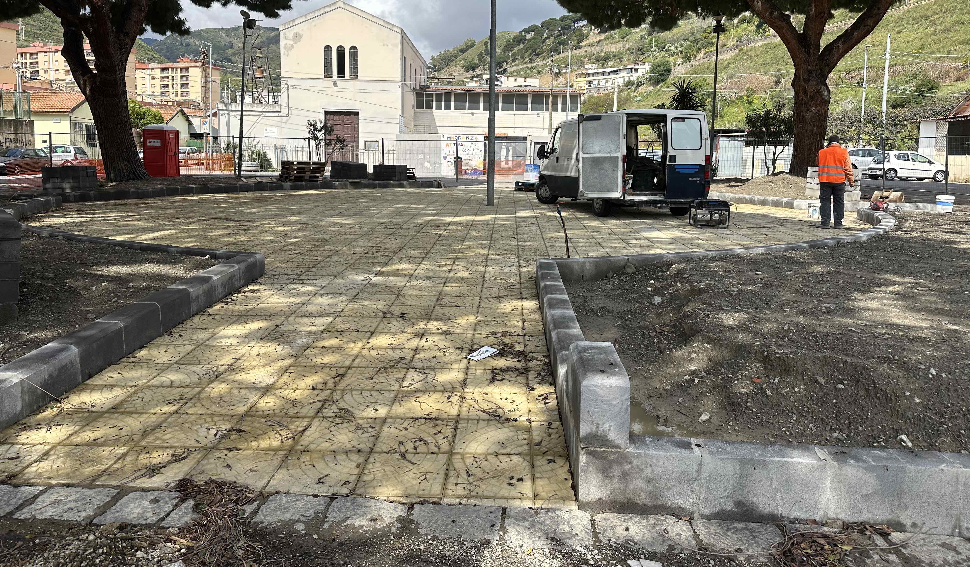 Bisconte, a buon punto i lavori per la riqualificazione della piazza VIDEO