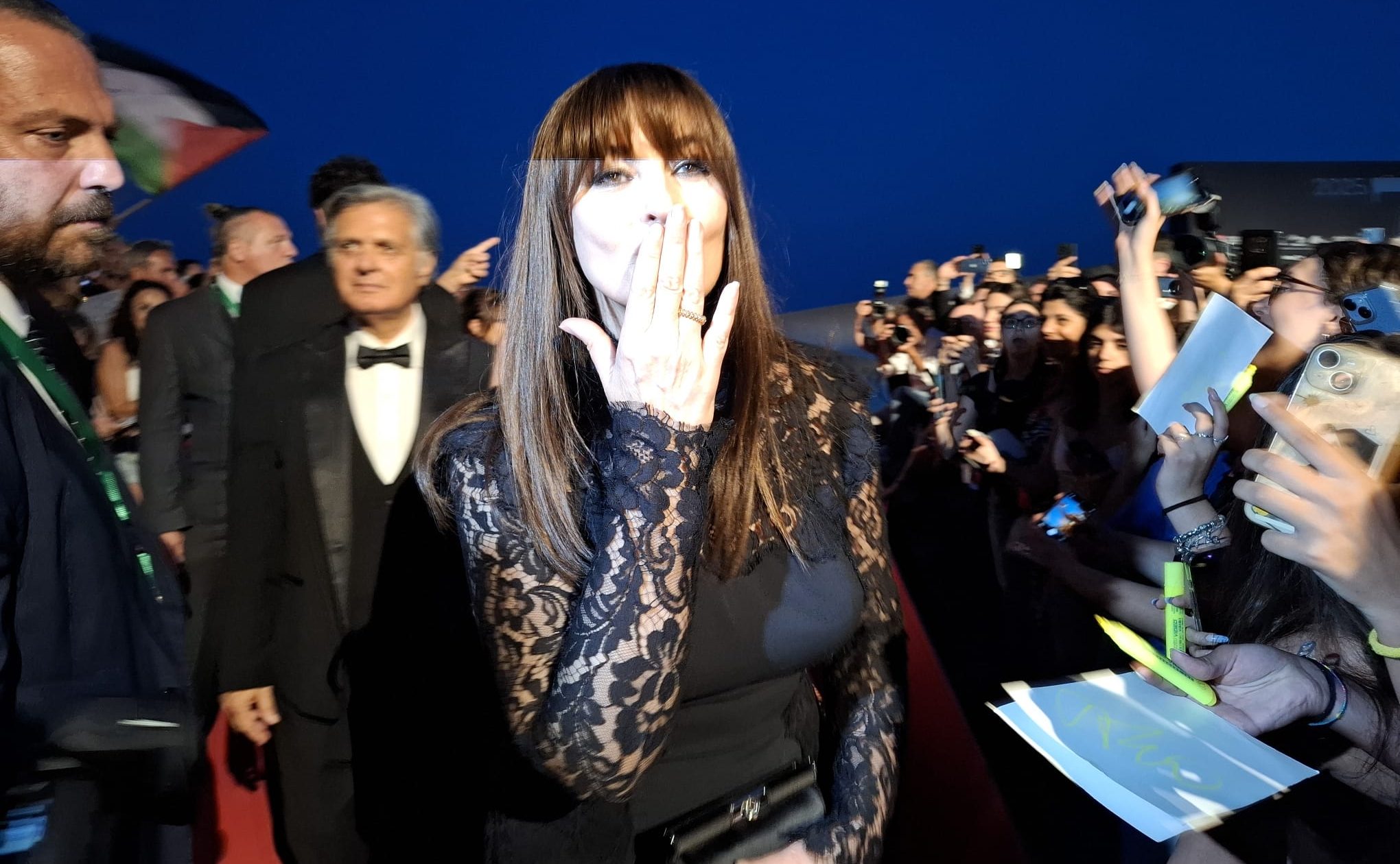Monica Bellucci incanta il Teatro Antico per il finale del Taormina ...