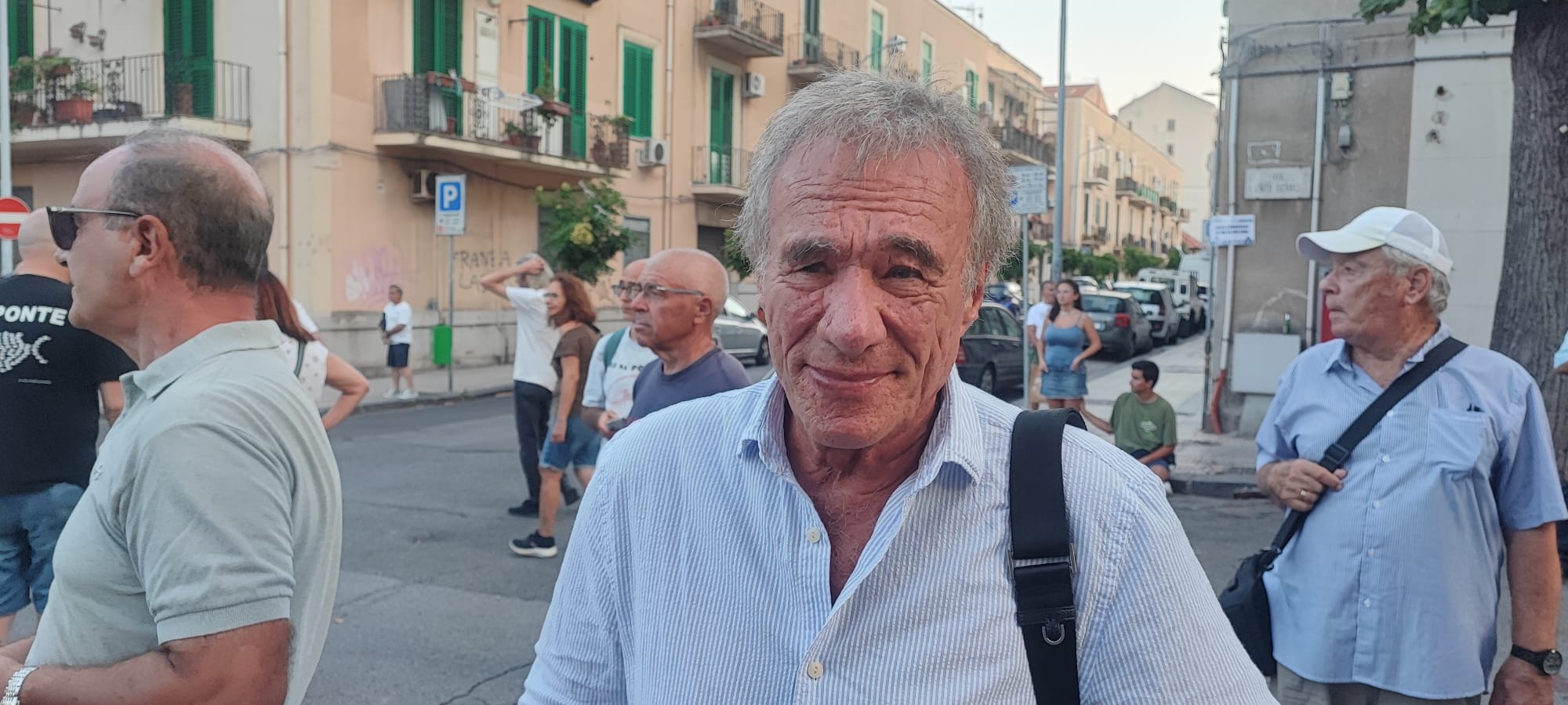 Michele Ainis al corteo no ponte: "Un'operazione calata dall'alto, ci ...