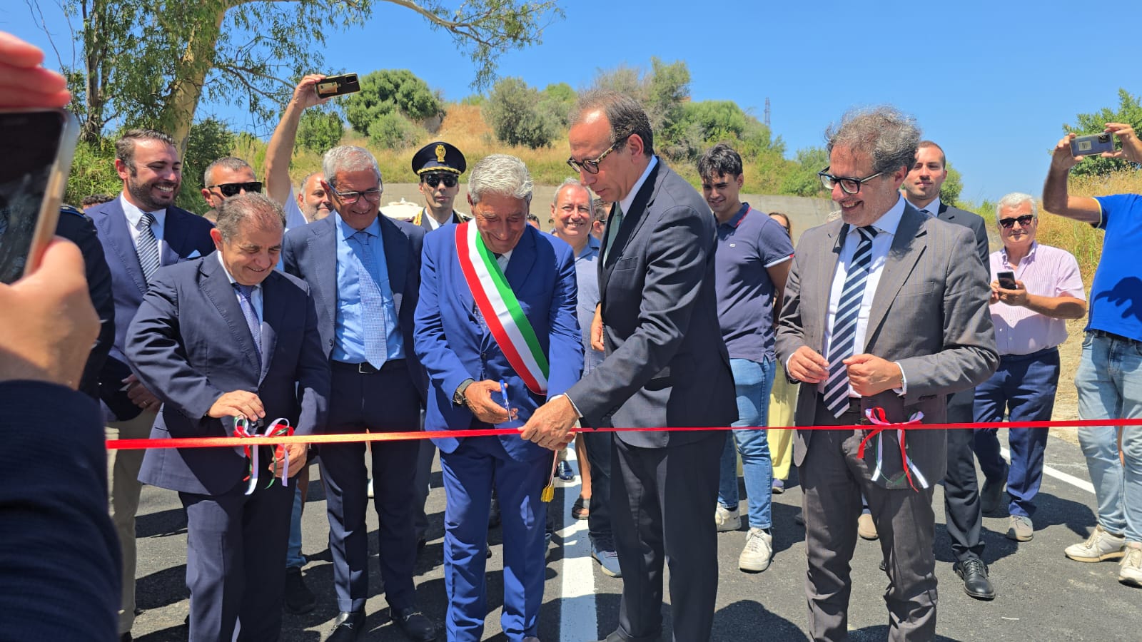 Spadafora, dopo 5 anni riapre il viadotto per San Martino VIDEO