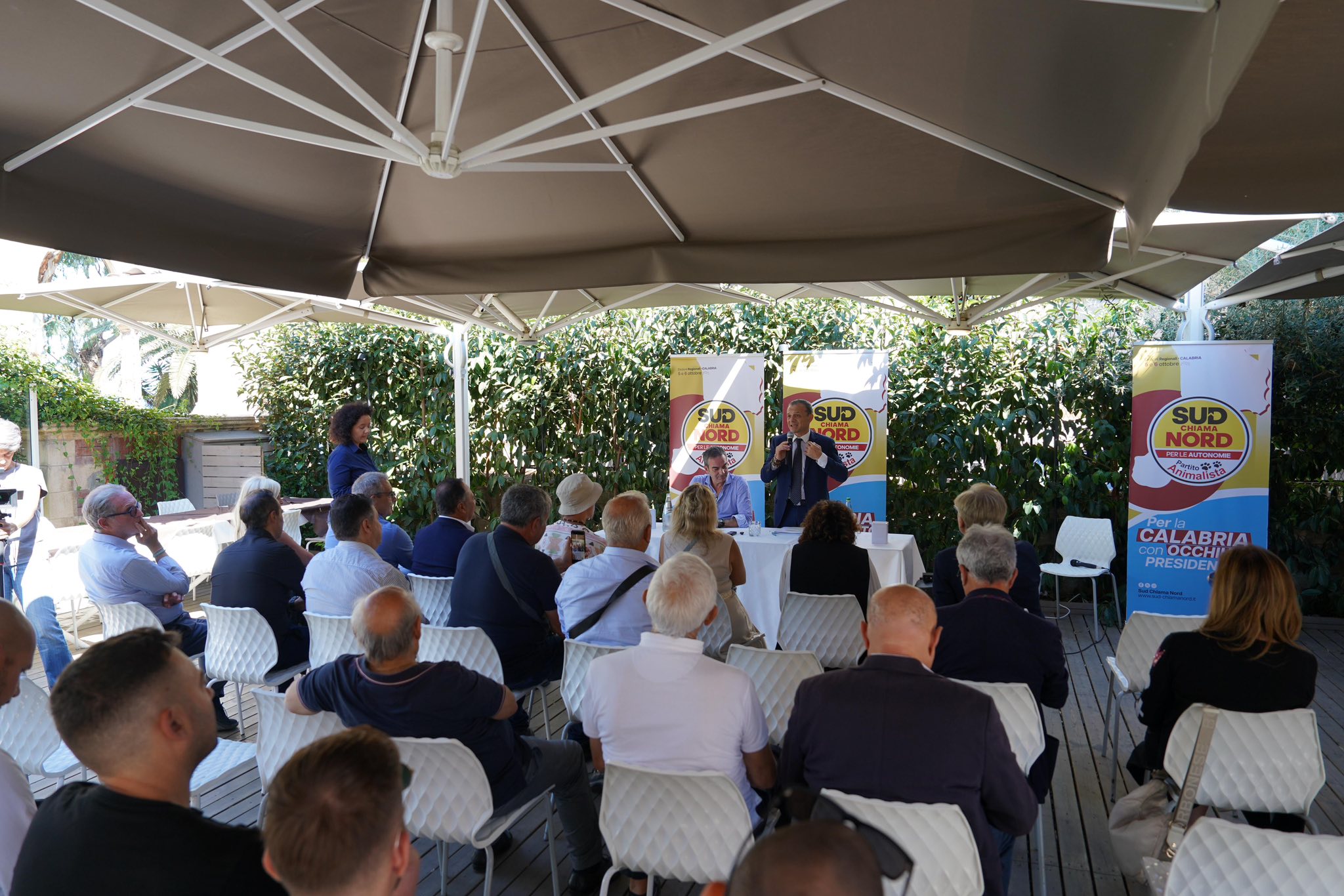 De Luca per Occhiuto in Calabria, Sud chiama Nord ormai nel centrodestra