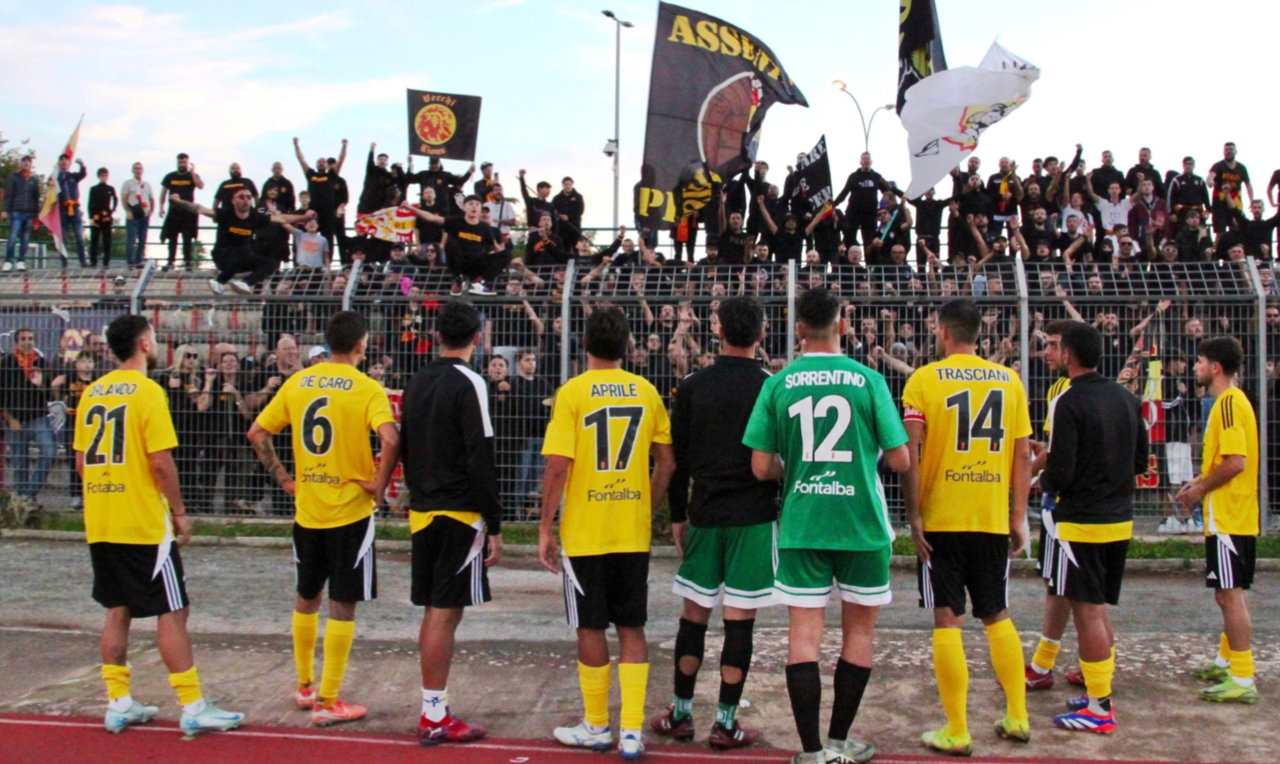 Il Messina lancia lo store online, ma servono novità anche per il gruppo