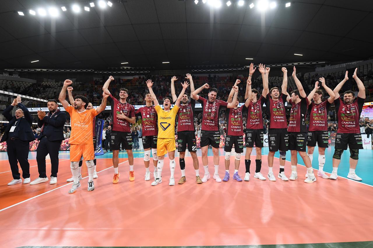 La Domotek Volley Reggio Calabria realizza il triplete in A3 e centra ...